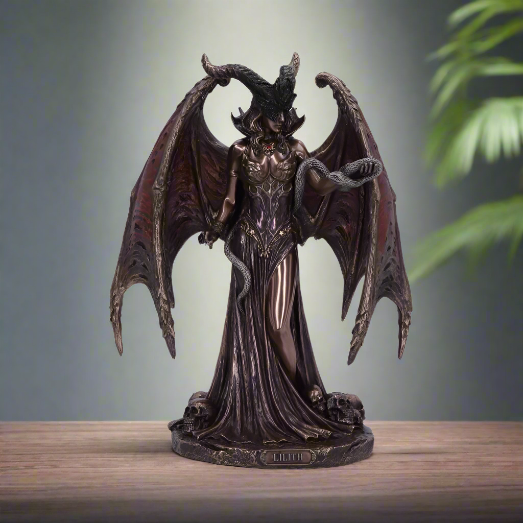 Lilith The First Woman Figurine 23 cm – Carpe Diem With Remi
